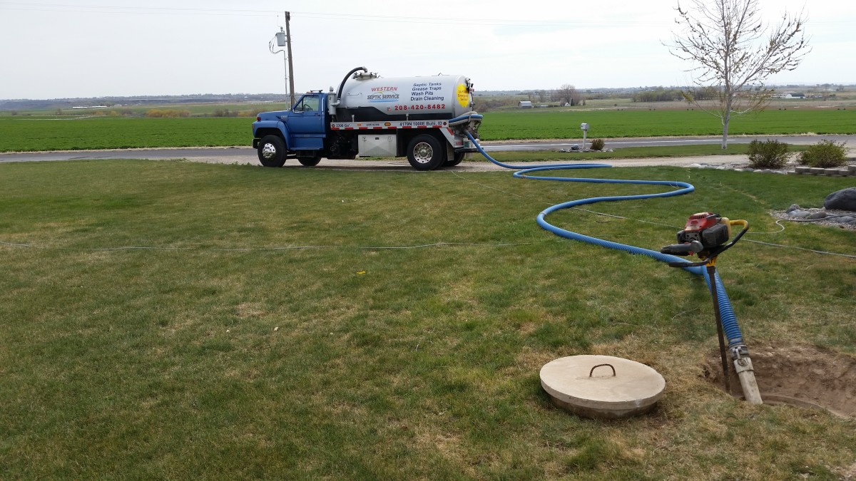 Outstanding Emergency Septic Services | Western Septic & Excavation